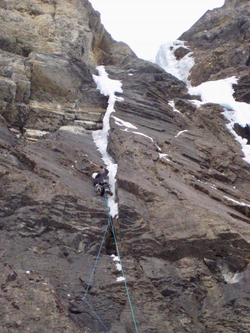 Big Corona (V, WI5+, M7, A0, 500m) – David Thompson Highway - Canadian ...